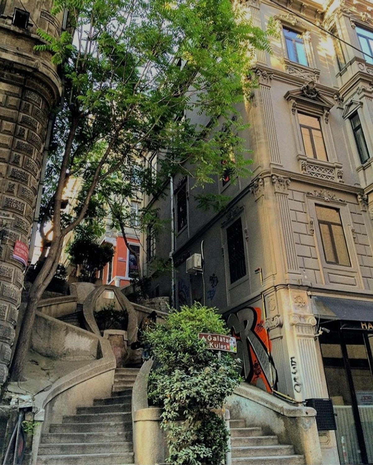 Kamondo Merdivenleri - Onedio