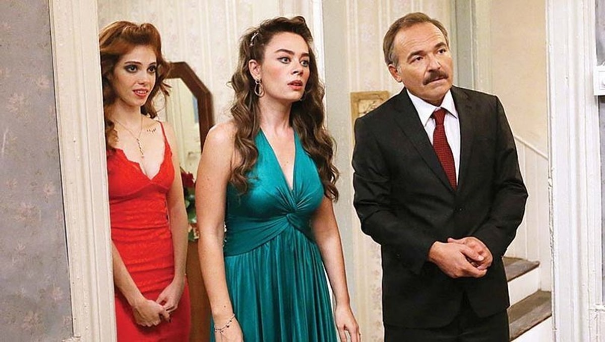 Aile Arasında Filmi Ne Anlatmaktadır? - Onedio