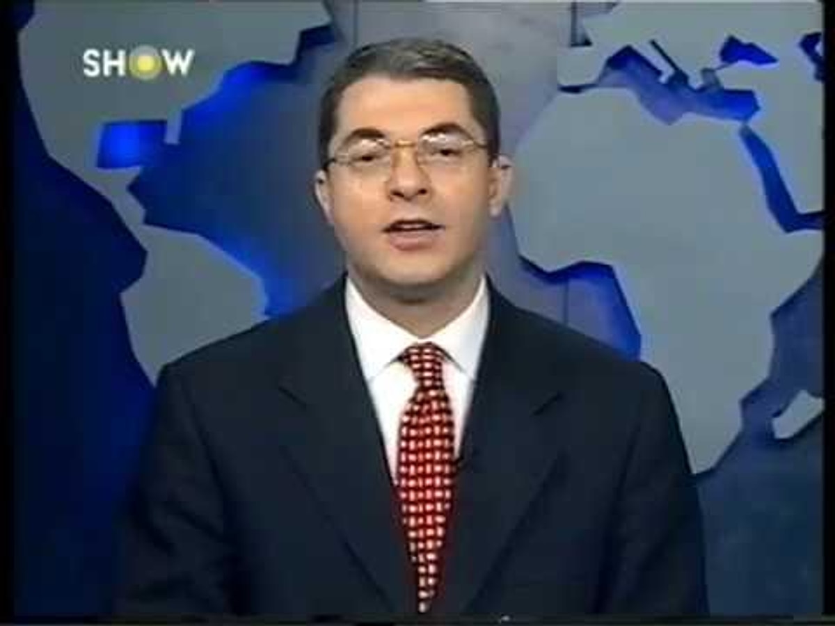 Ses Tonuyla Hafızalarımıza Kazınan Ünlü Haber Spikeri Hamit Özsaraç'ın ...