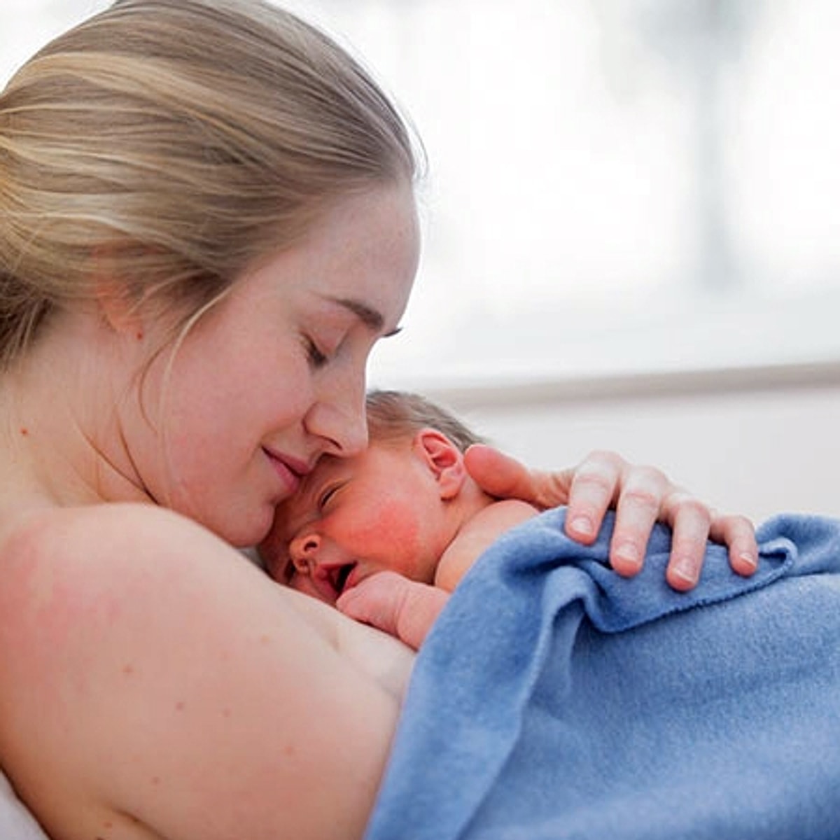 Bebeklerde Ten Teması Neden Önemli? - Onedio