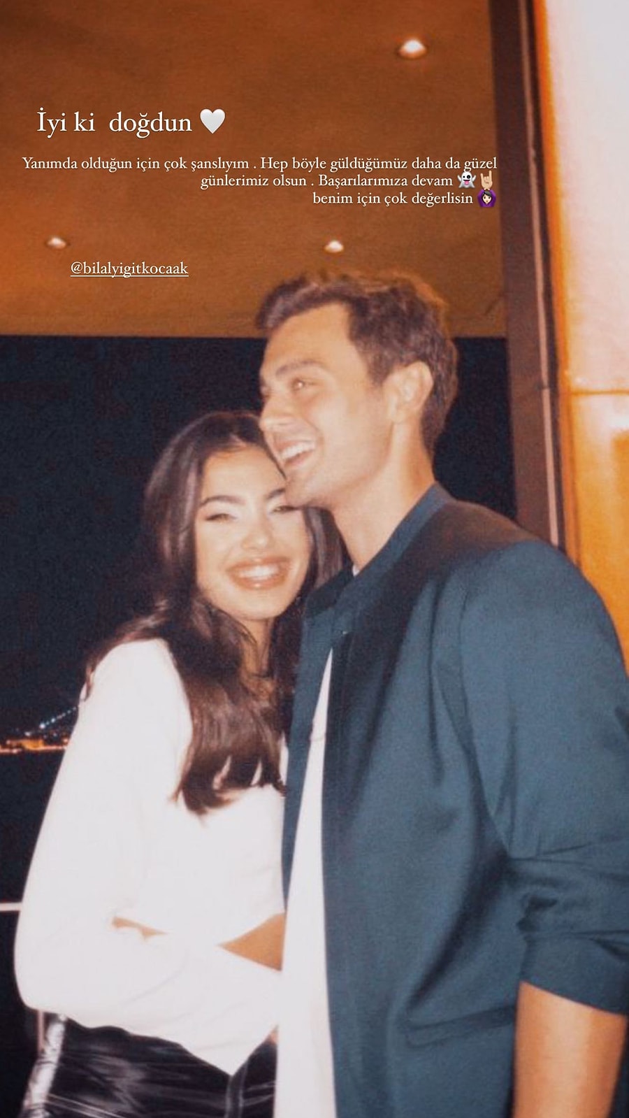 Kafa Karıştıran Doğum Günü Paylaşımı! Kardeşlerim Yıldızı Lizge Cömert ...