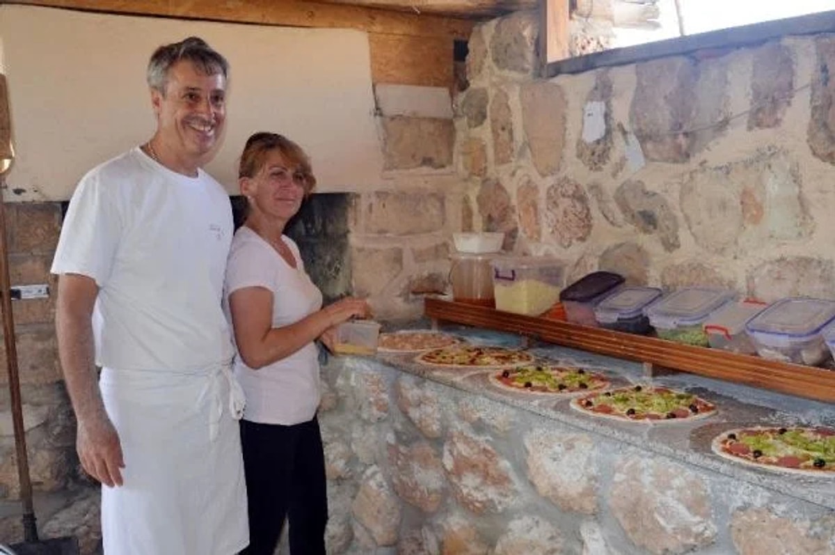 İtalyan Pizza Lezzeti Sunan Mardin Midyat'ın Ünlü Pizzacısı: Kafro’s ...