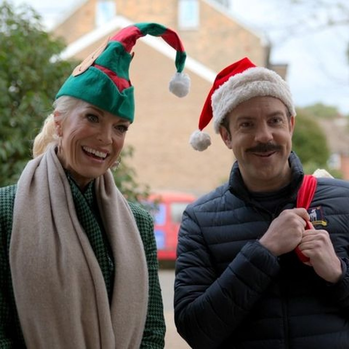 15 of the Best Christmas-themed TV Shows to Binge-watch This December ...