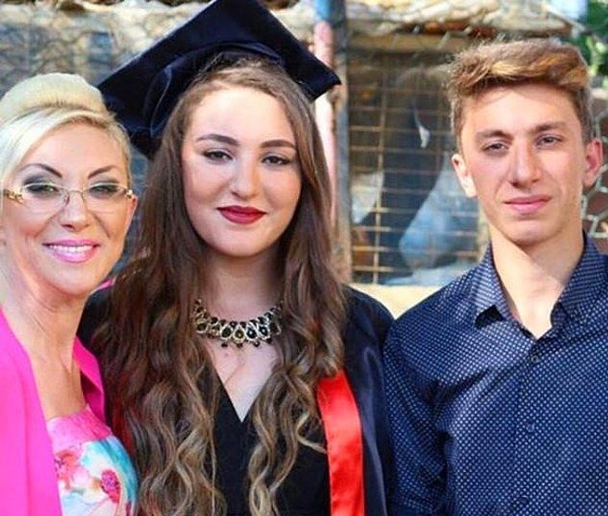 Ünlü Şarkıcı Güllü'nün Gözlerden Uzak Büyüttüğü Kızı Tuyan Ülkem İlk ...