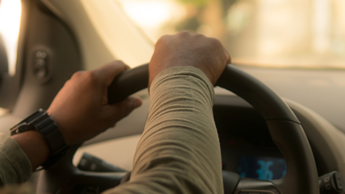 Araba Sürerken En Dikkatli Olduğun Şeyi Söylüyoruz! - Onedio