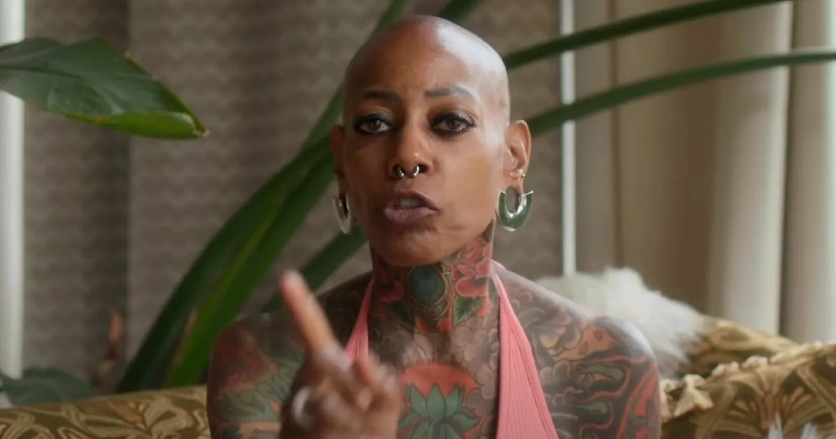 HBO Max Chooses to Tell the Truth Behind the 1990's TV Psychic Miss ...