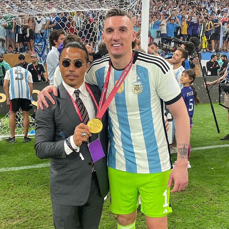 Nusret'in Lionel Messi ve Arjantinli Futbolcuları Darlamasına Dünyadan ...