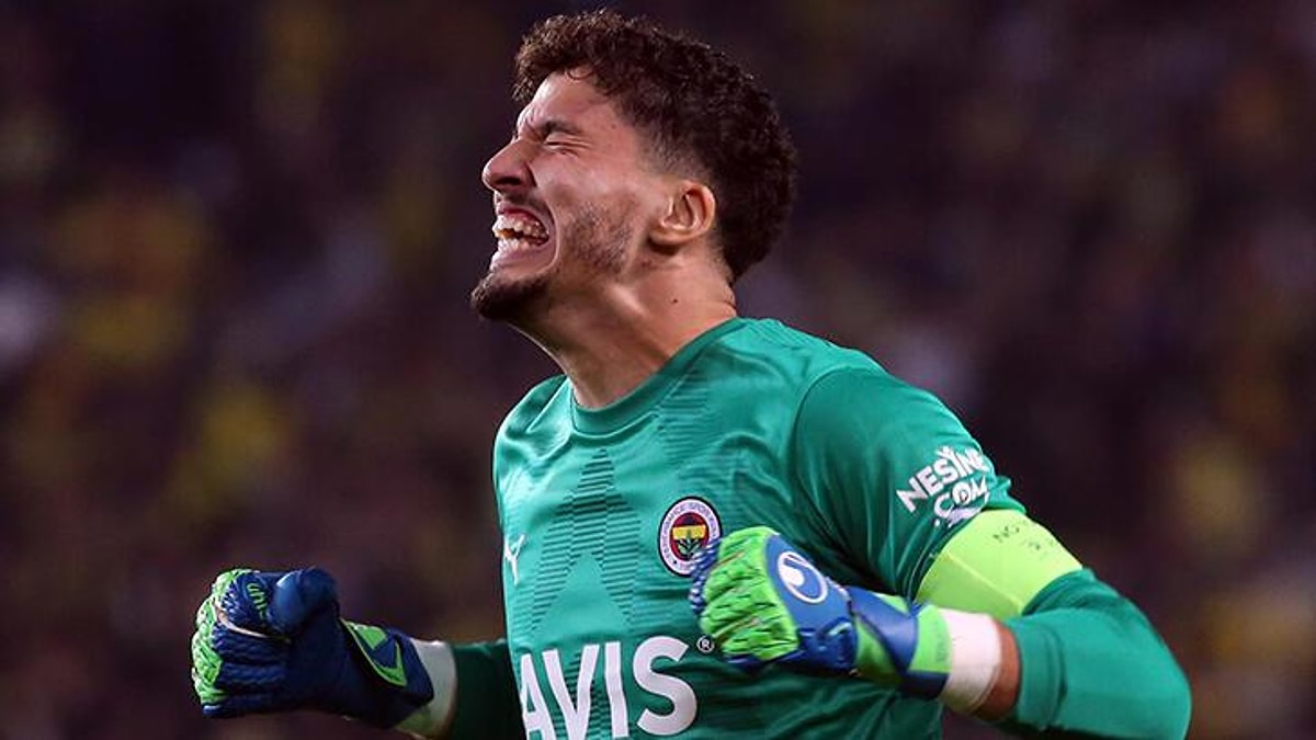 Fenerbahçe'de Altay Bayındır Krizi Sürüyor - Onedio