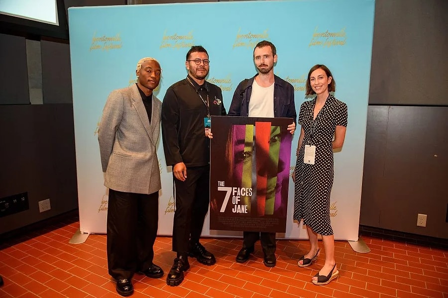 ‘Community’ Alums Gillian Jacobs & Joel McHale Reunite for Anthology ...