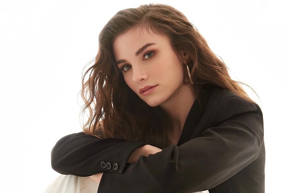 Cansu Tuman Kiralık Aşk'ta Yer Almış - Onedio