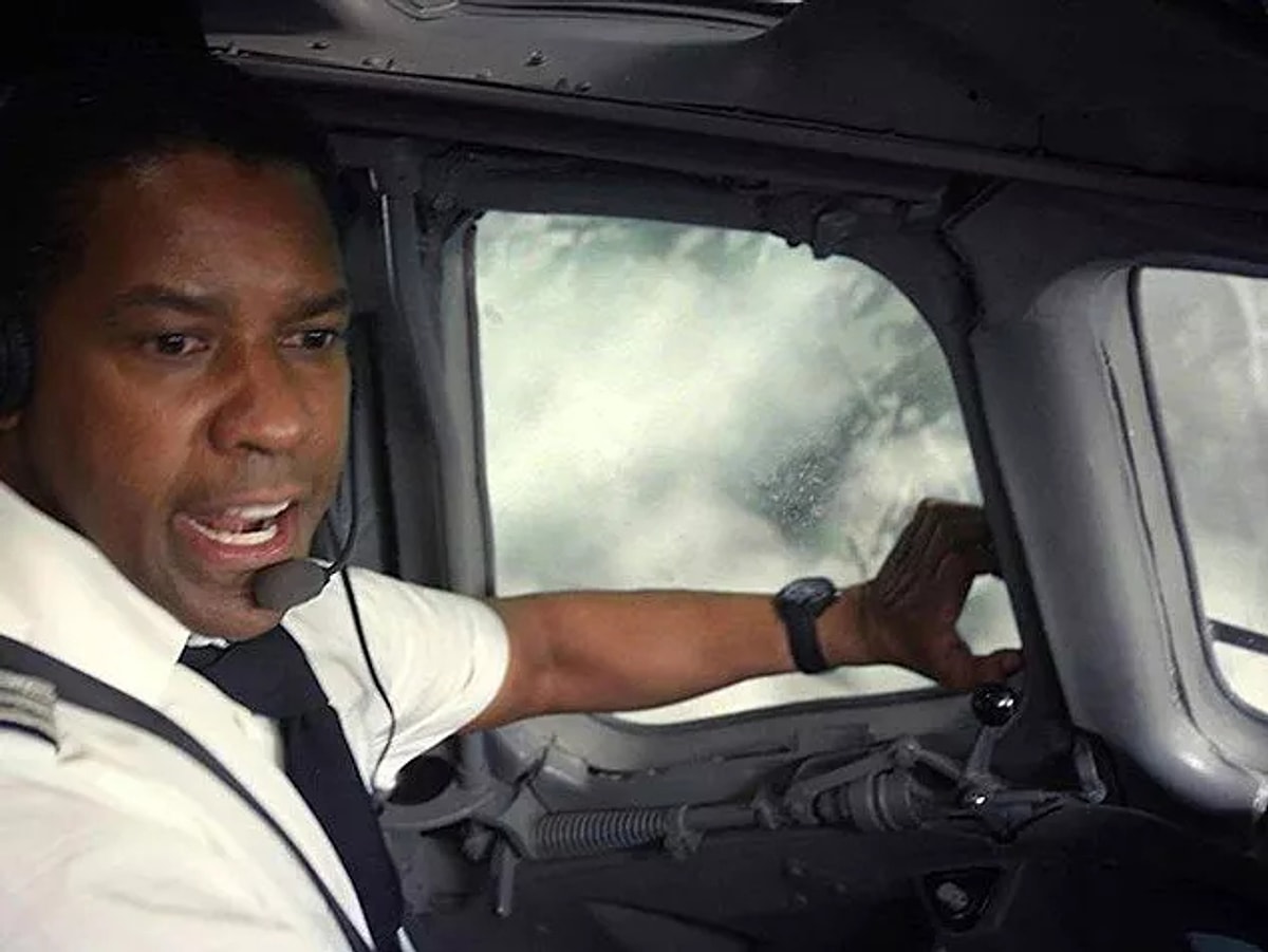 16 Must-See Flight-Themed Movies for Airport and Airplane Enthusiasts ...