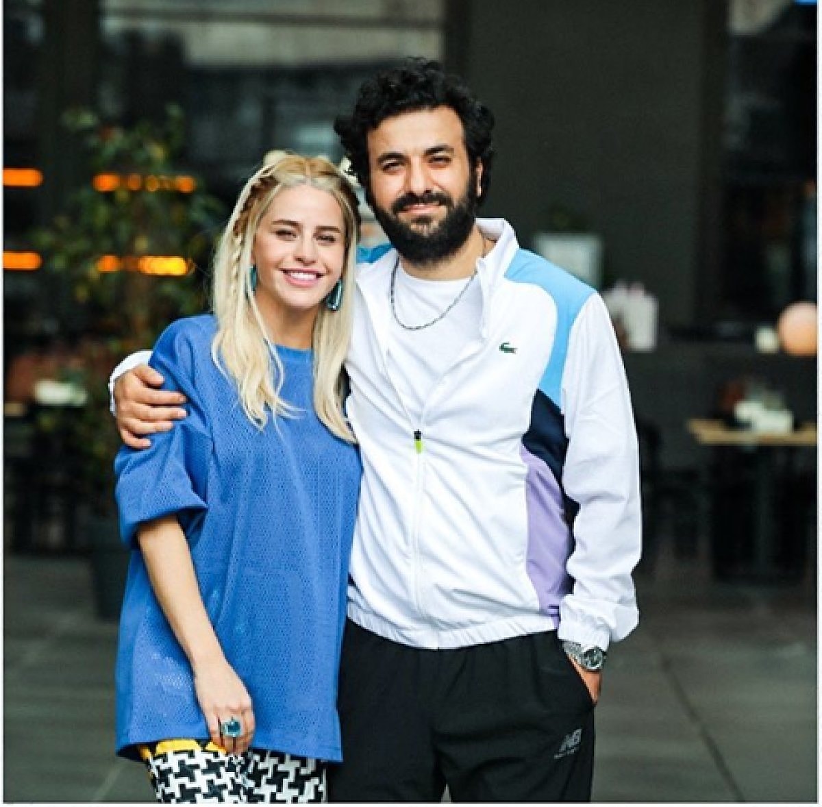 'Çok Aşk' Filminin Afişi Yayınlandı - Onedio