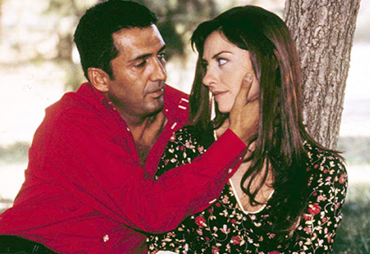 Zerda Dizisindeki Tarihi Konak Depremde Yıkıldı - Onedio