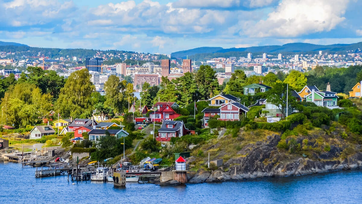 Norveç Krallığı: Bayrağı, Nüfusu ve Tüm Detaylarıyla Norveç Rehberi ...