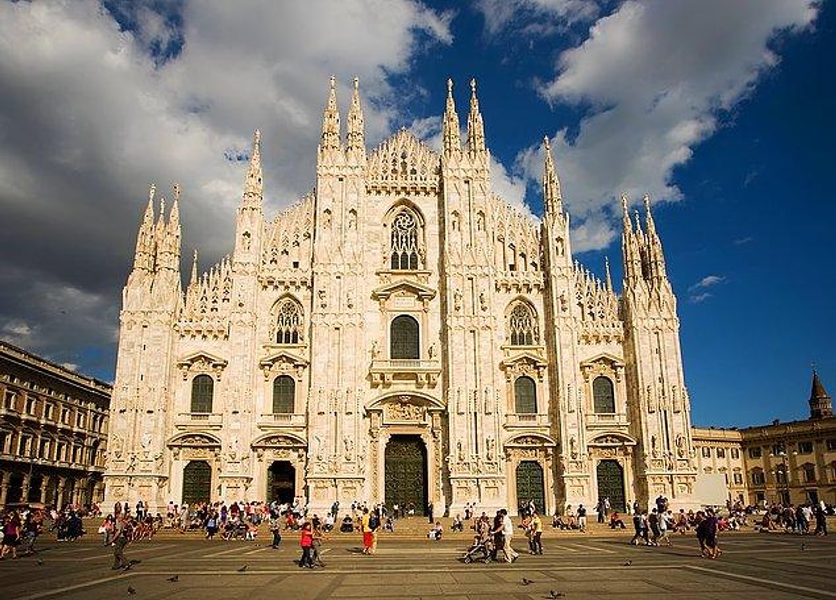 A Guide to Gothic Architecture in Europe: Everything You Need to Know ...