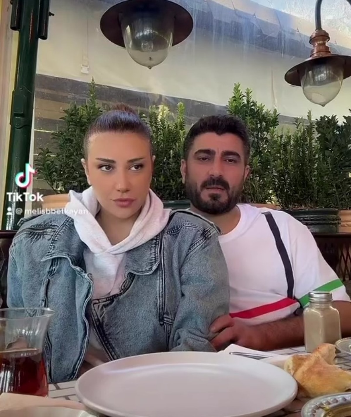 Toksik İlişkinin Sözlük Anlamı Olan Kısmetse Olur Melis ve Evli ...