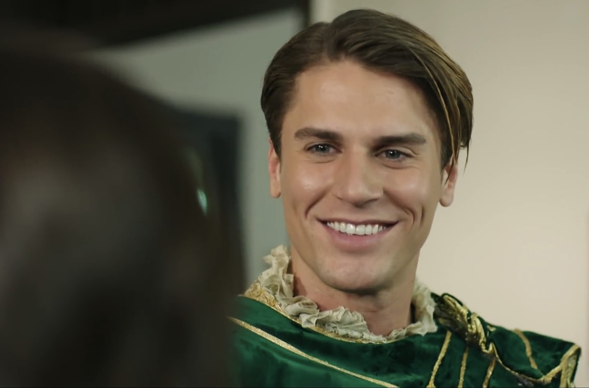 Survivor ile Tanınan Anıl Tetik Nişanlandı - Onedio