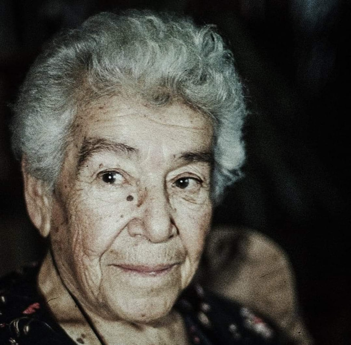 Mina Urgan Kimdir? Mina Urgan Eserleri - Onedio