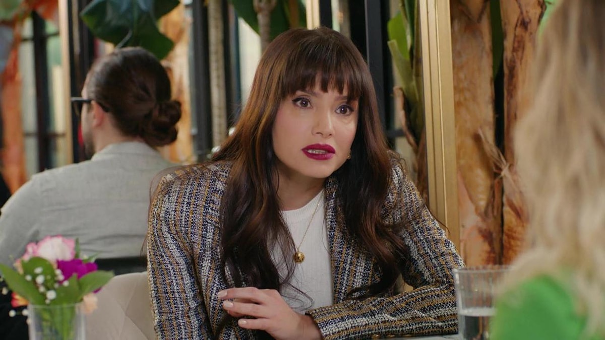 Yasak Elma Julia - Onedio