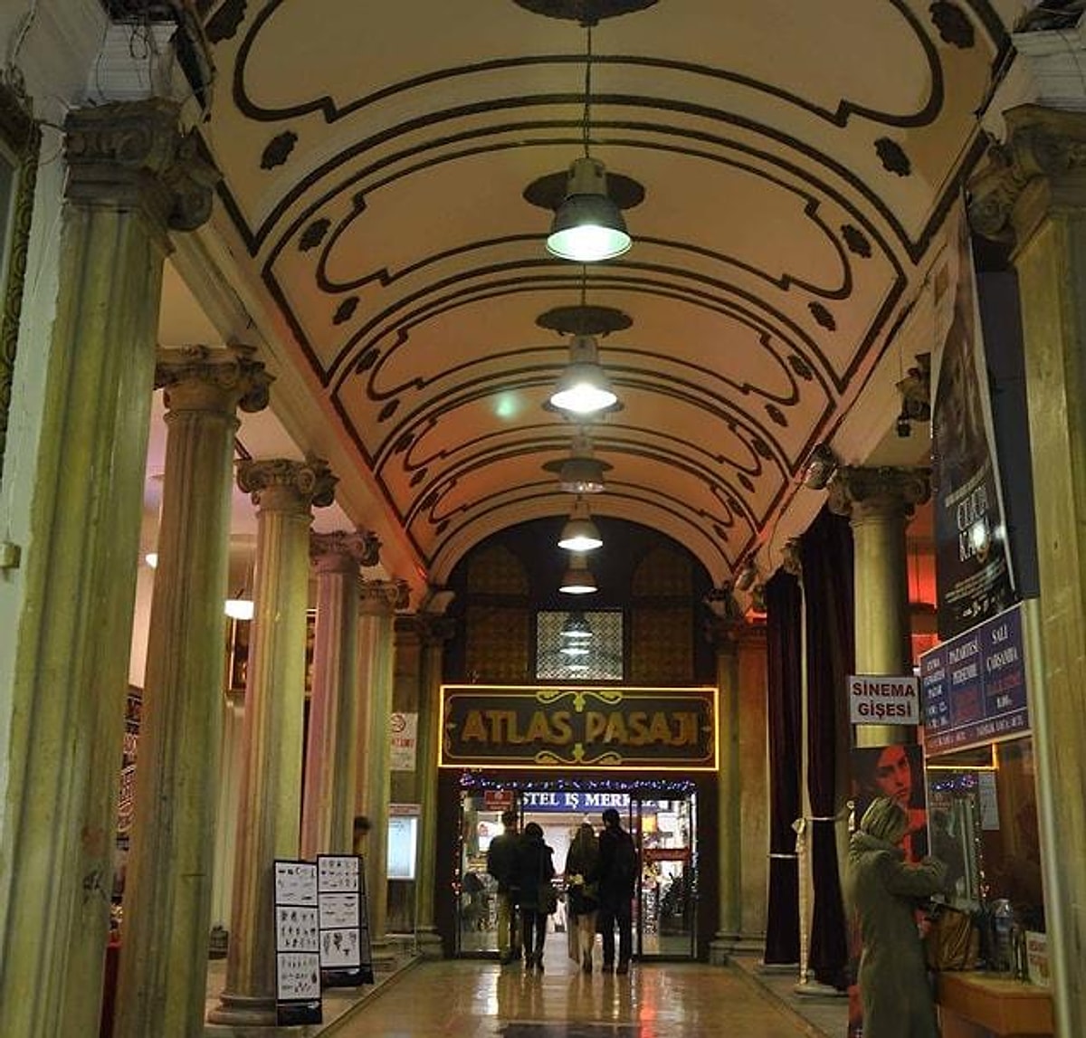 The Agora of Modernism: A Tour Through Istanbul's 14 Passages - Onedio