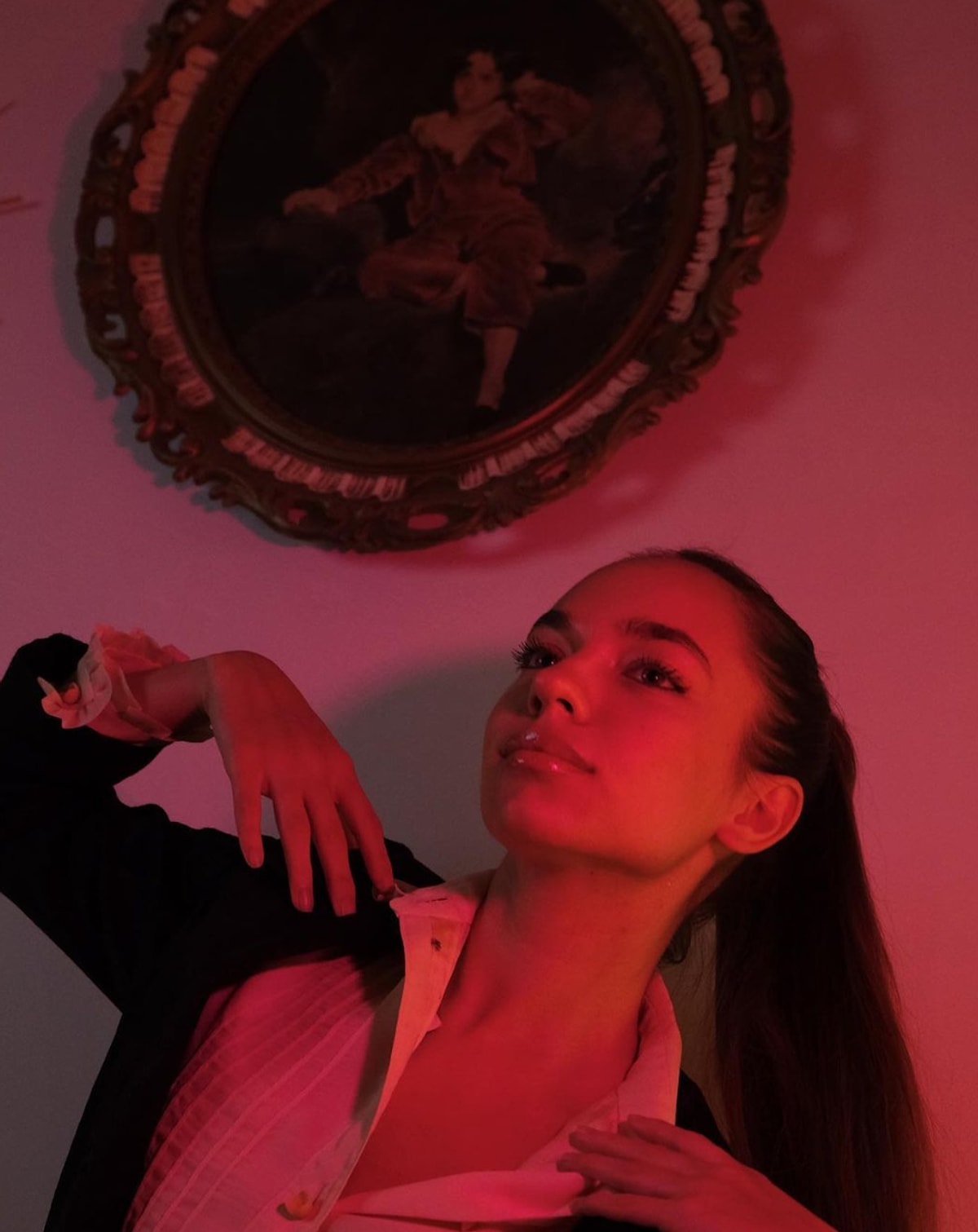 'Biz Kimden Kaçıyorduk Anne?' Dizisindeki Bambi Rolüyle İlk Oyunculuk ...