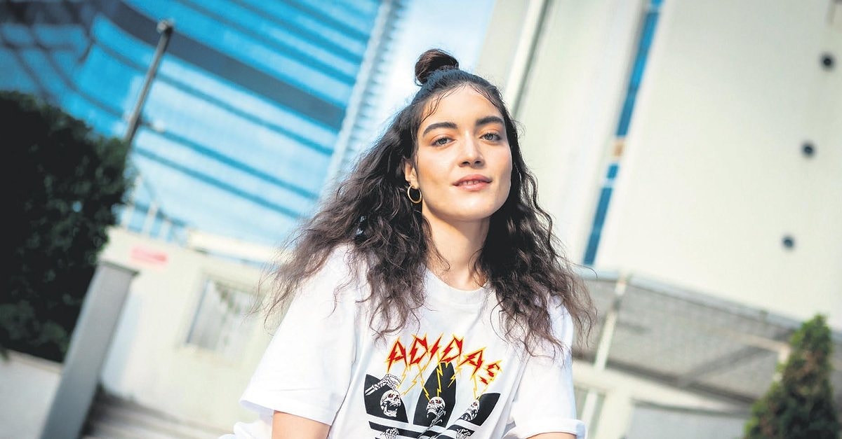 Tam Bir 'Anormal': Rap Dünyasının Altını Üstüne Getiren Alizade'nin ...