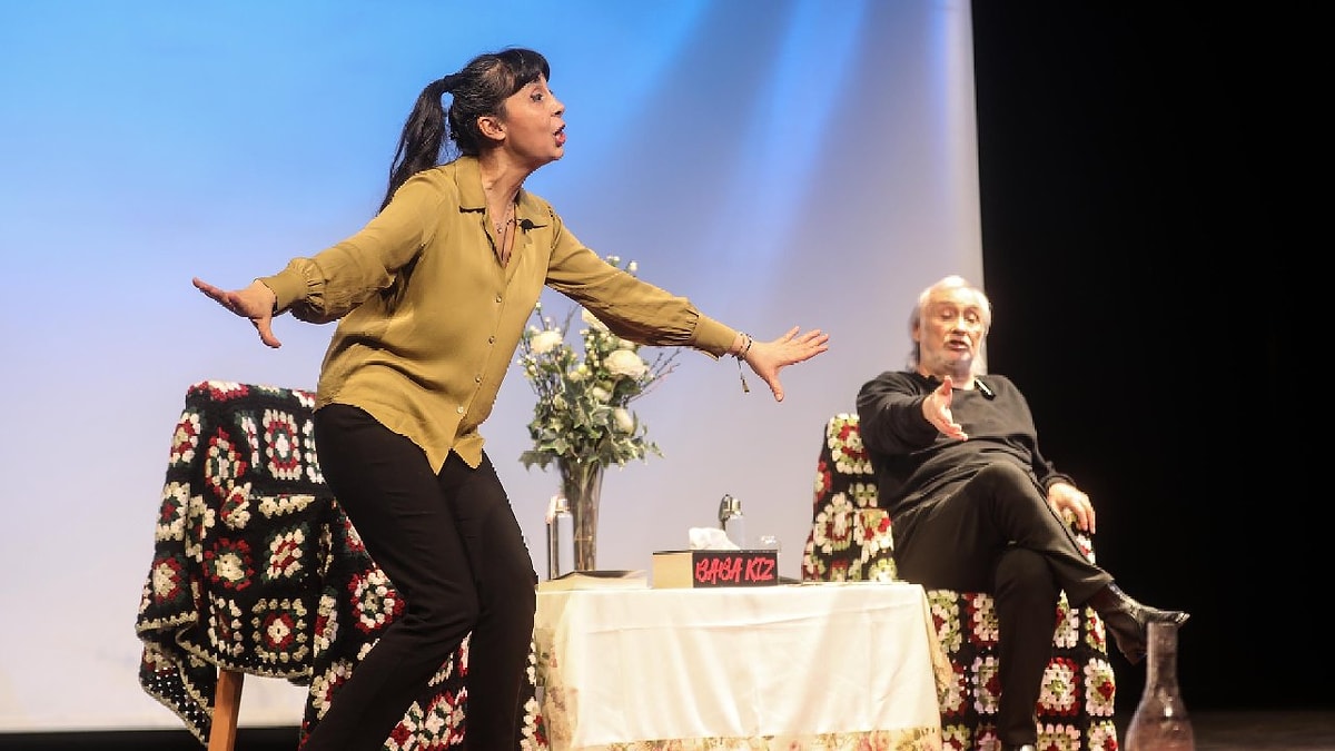 Müjdat Gezen Depremde Ailesini Kaybeden Bir Çocuğu Evlatlık Edineceğini ...