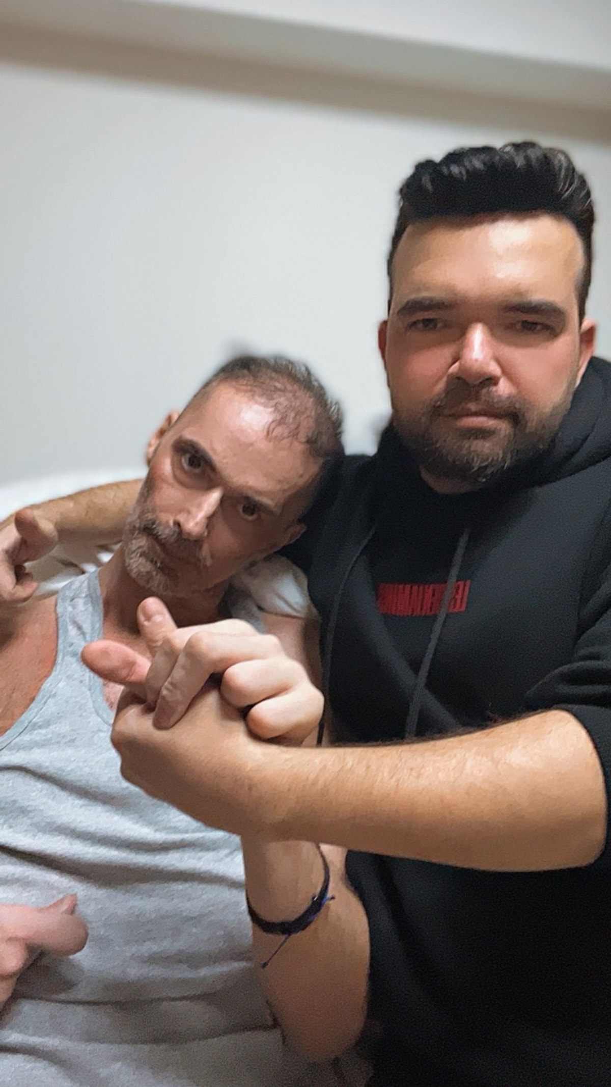 Sağlık Sorunları Yaşayan ve Ölümden Dönen Eski Futbolcu Ersen Martin'in ...