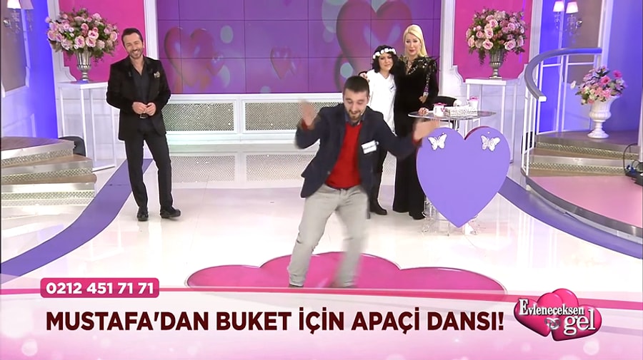 "Ben Ne Zaman Evleneceğim Seda Abla?" Çıkışıyla Gündem Olan Apaçi ...