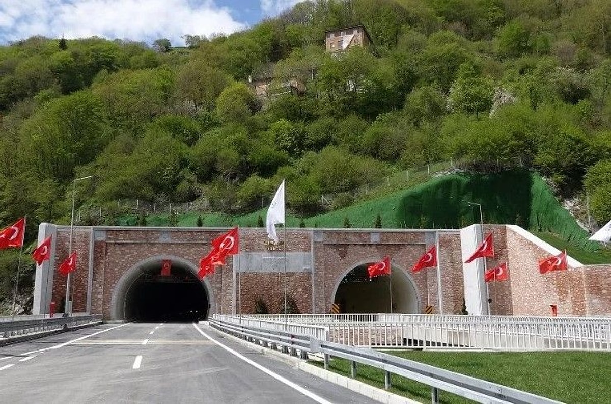 Zigana Tüneli Kaç Km? - Onedio