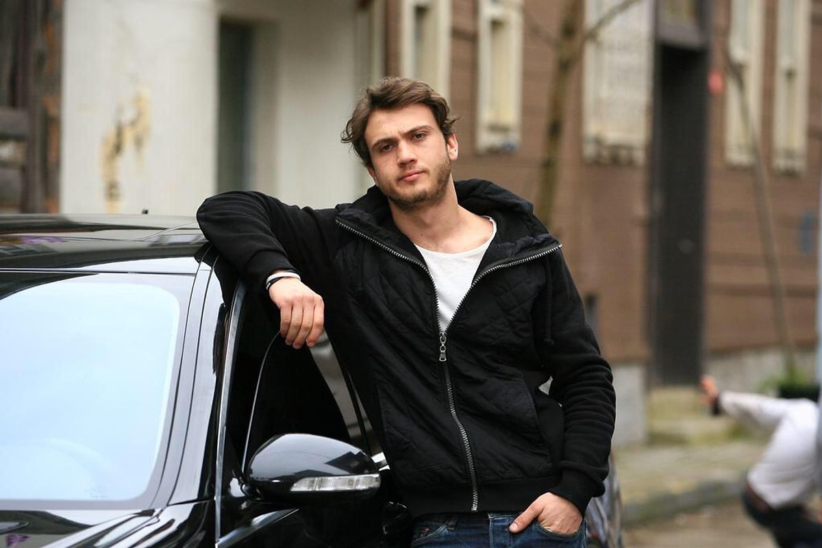 Aras Bulut İynemli: The Charming and Talented Actor Captivating ...