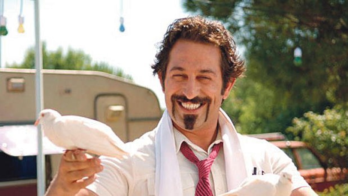 Cem Yılmaz: The Jewel of Turkish Humor and Cinema - Onedio