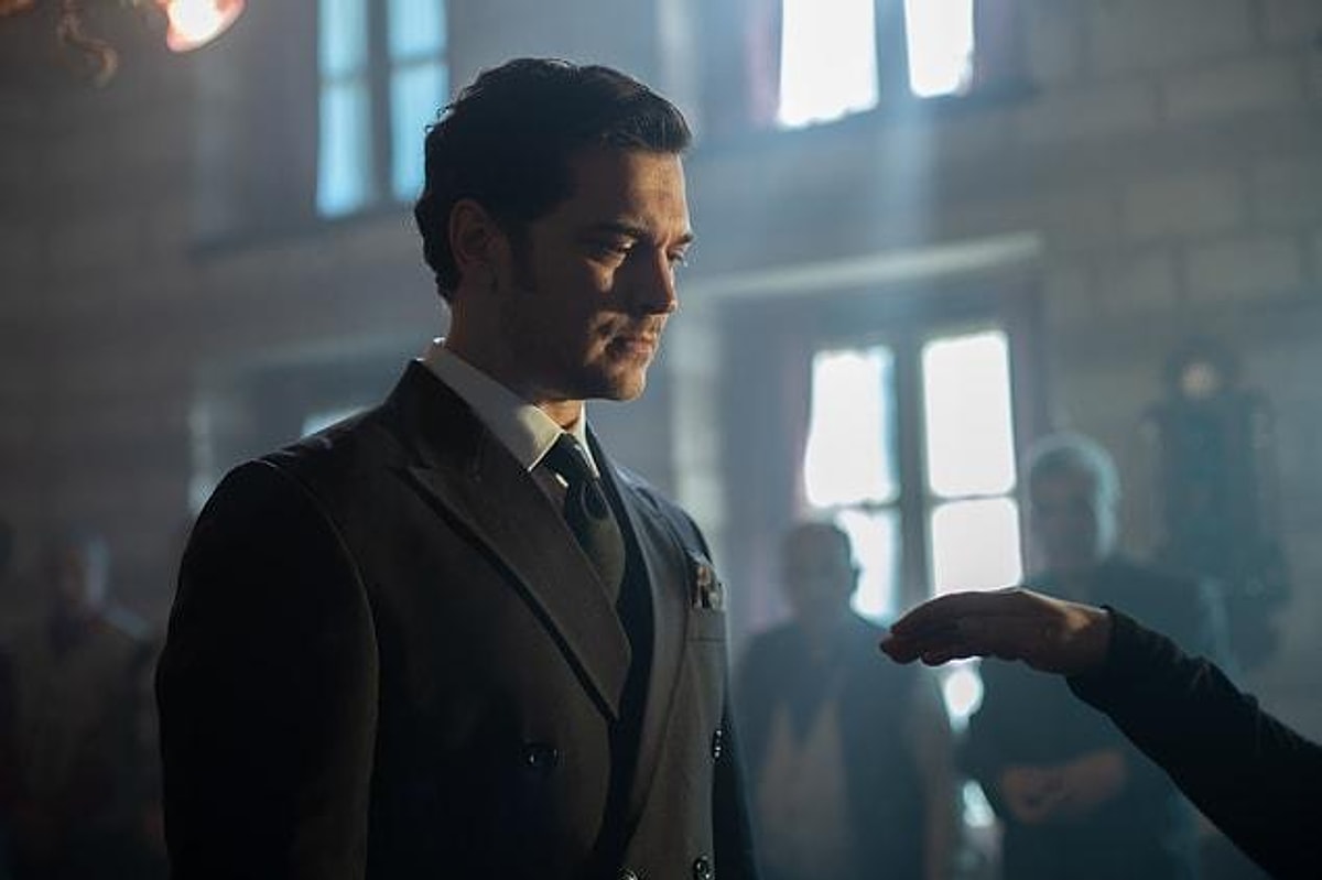 Unveiling the Most Popular Turkish Actors/Actresses on IMDb