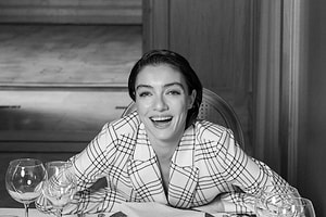 Merve Dizdar: A Rising Star of Turkish Cinema, Captivating Audiences ...