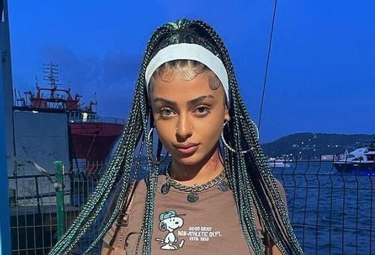 Rap Şarkıcısı Asya Alizade Serbest Bırakıldı, Gözaltında Yaşadıklarını ...