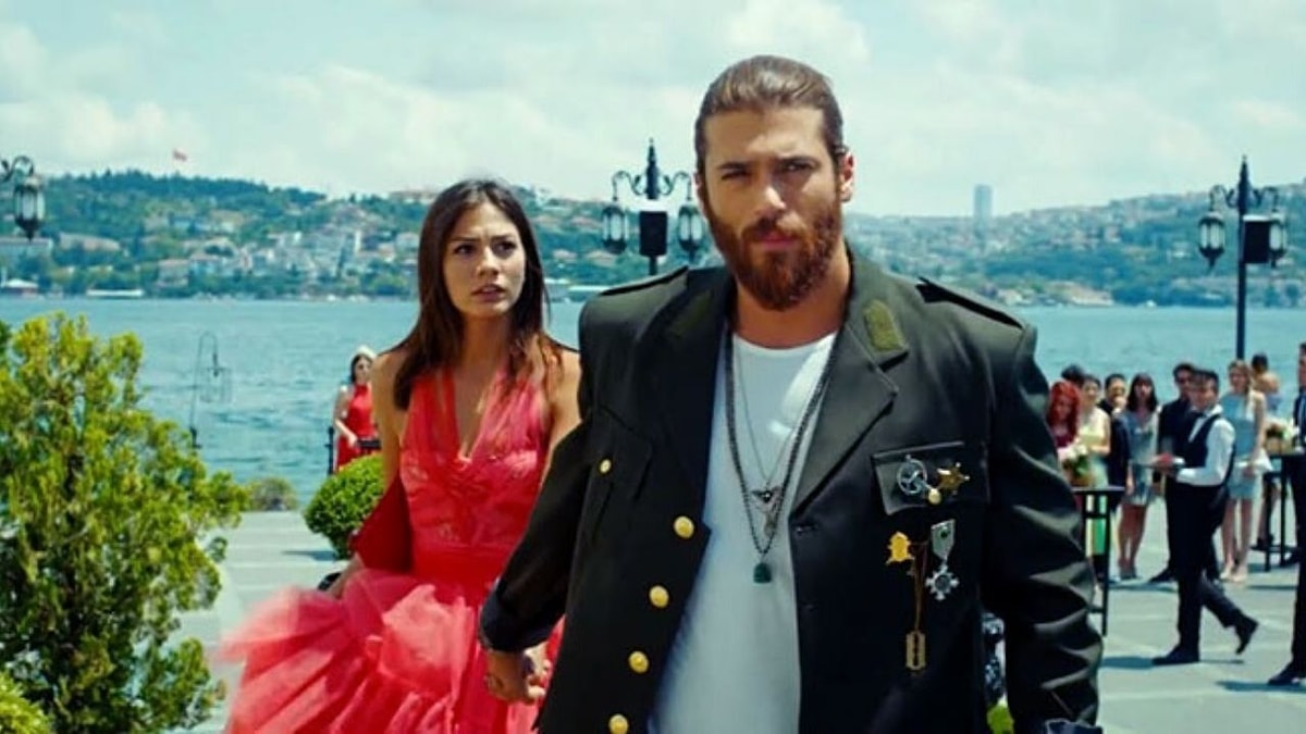 Erkenci Kuş (Early Bird): A Charming Turkish Romantic Comedy Series ...
