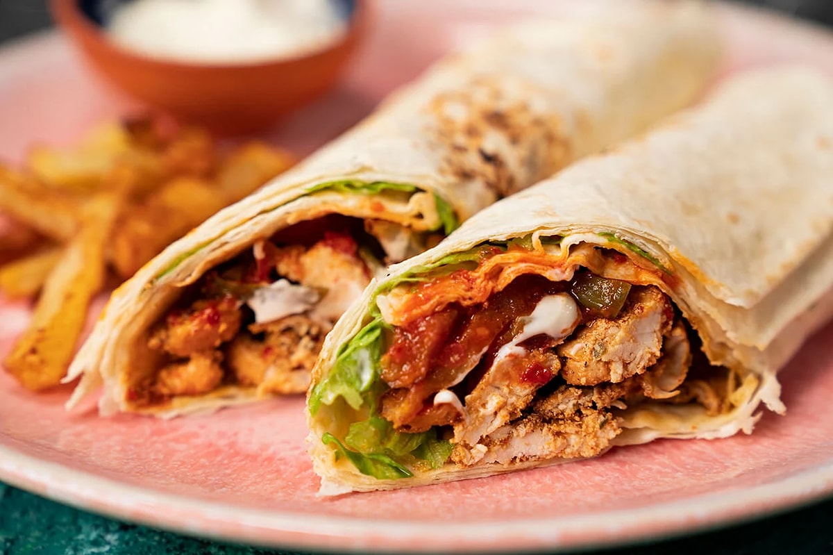 The Art of Turkish Döner and Dürüm: A Culinary Delight