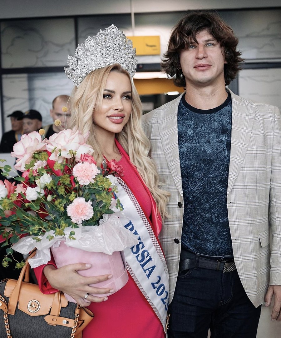 Rus Güzellik Kraliçesi Tepkilerin Odağı Oldu! - Onedio