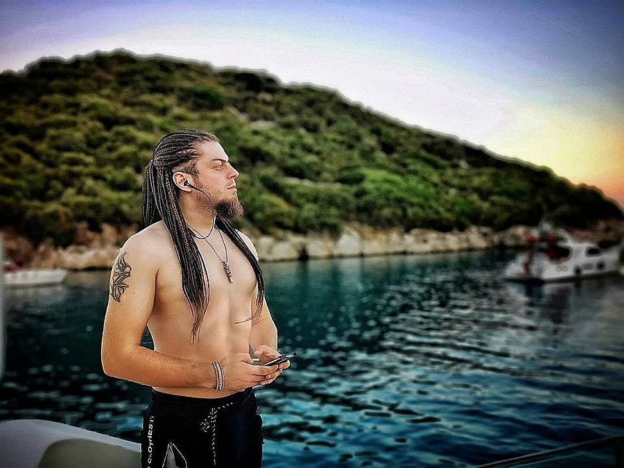 Yetenek Sizsiniz'de Yaptığı Gösterilerle Hepimizi Ekran Başında ...