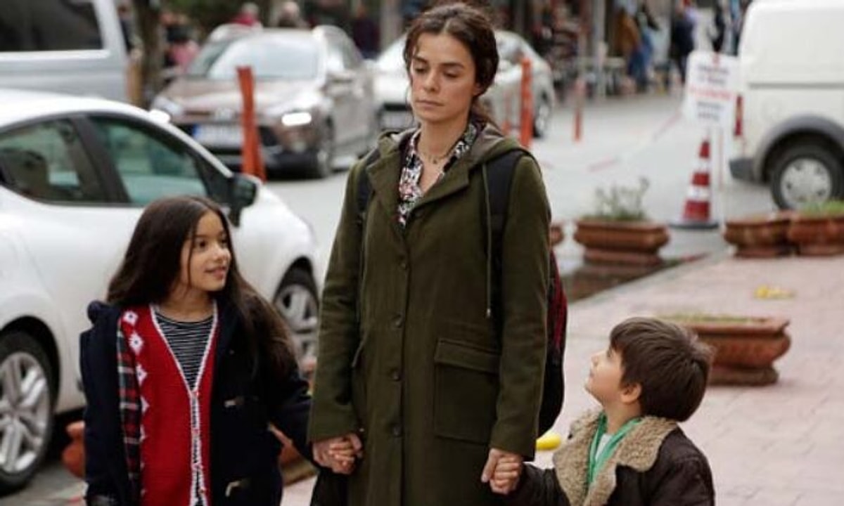 From Heartbreak to Triumph: The Compelling Narrative of 'Kadın' Turkish ...