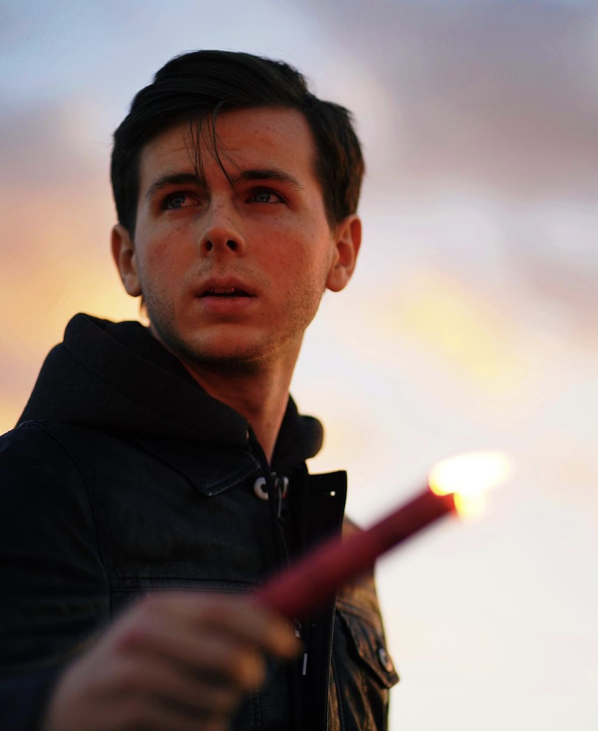 The Walking Dead Dizisinde 'Carl' Olarak Tanıdığımız Chandler Riggs'in ...