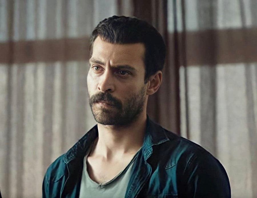 Ekin Koç: A Shining Talent in Turkish Acting Landscape - Onedio