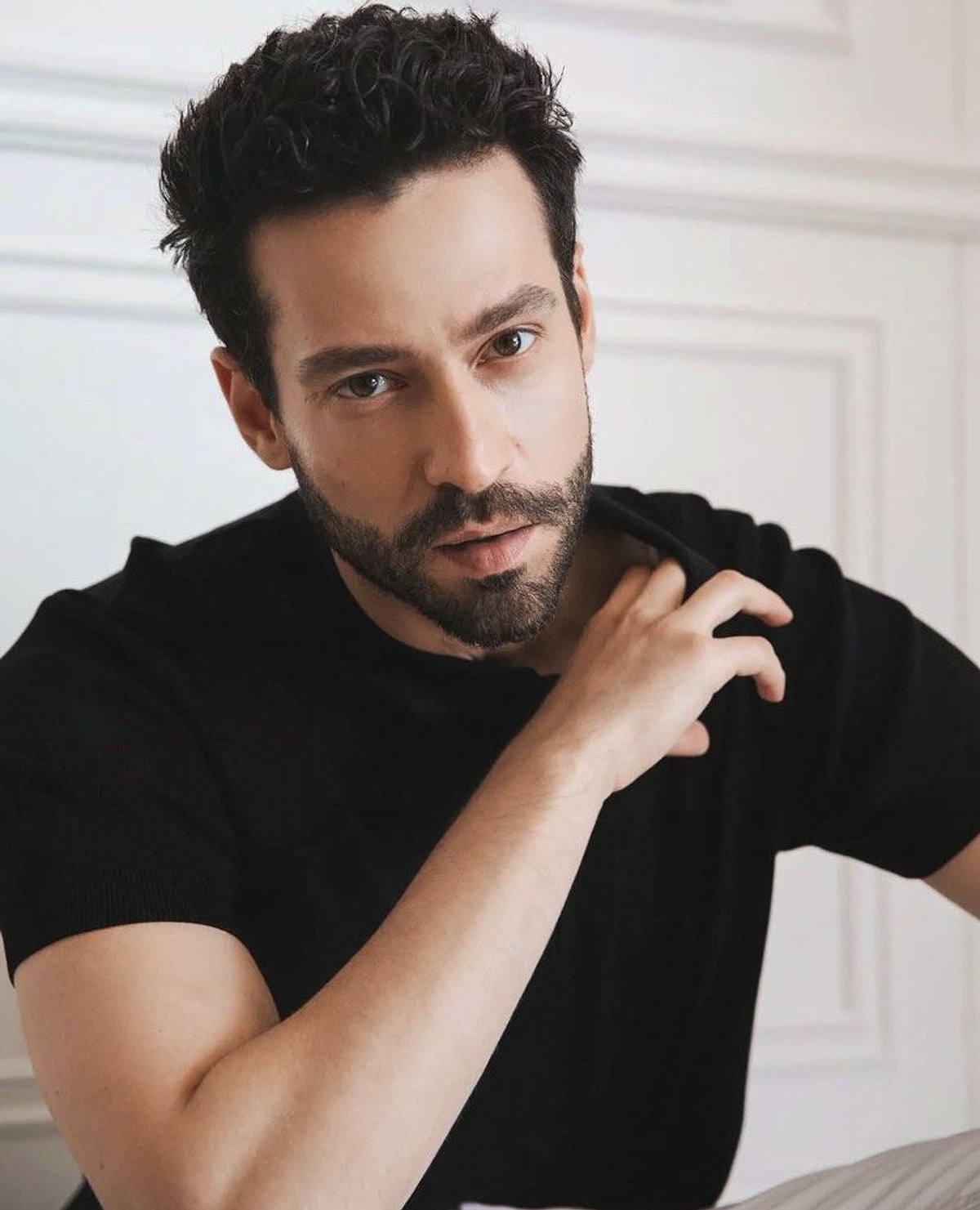 Ekin Koç: A Shining Talent in Turkish Acting Landscape - Onedio