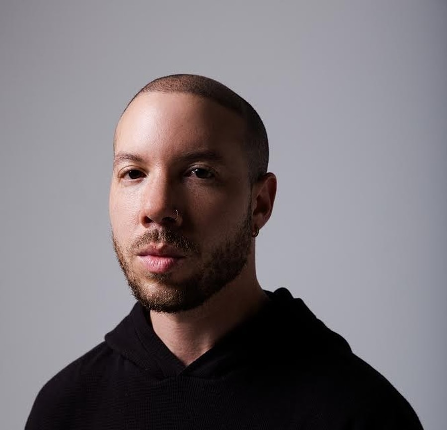 Tüm Dünyanın Dinlediği Rasputin Şarkısının 'Üsküdar'a Gider İken'in ...