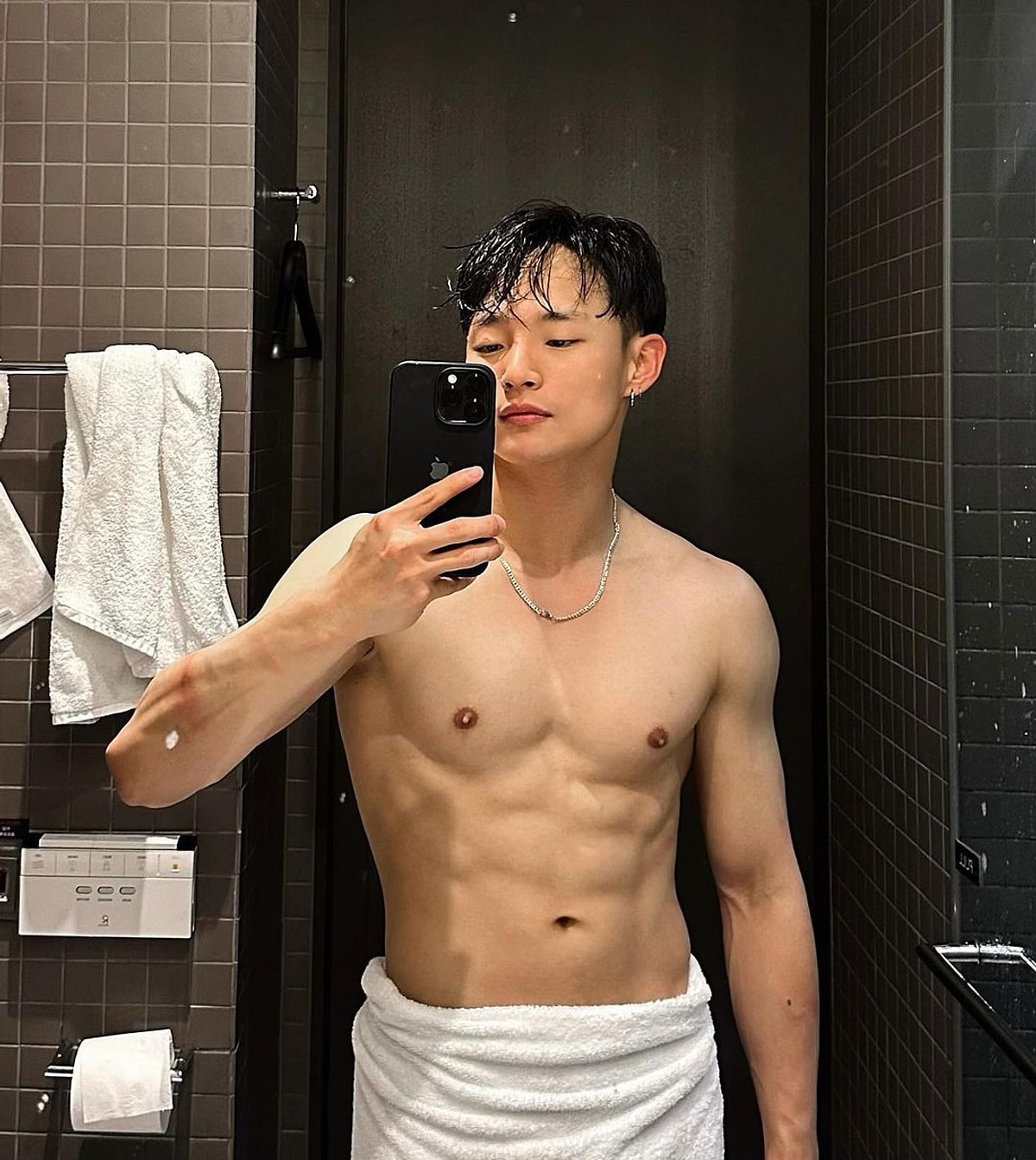 Güney Koreli Dünyalar Tatlısı Fenomen Jino Kim'in Türkiye Paylaşımları Gününüze Renk Katacak ...