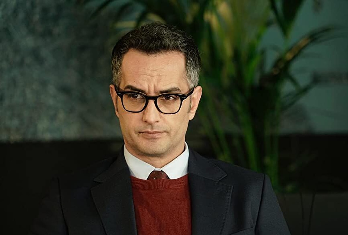 Camdaki Kız Dizisinin Levent'i Tuğrul Tülek'ten Aşk Dolu Paylaşım ...