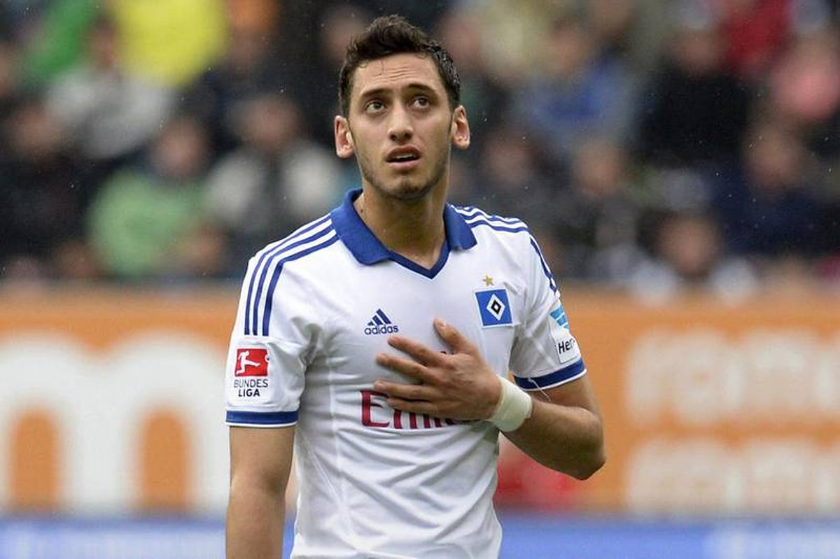 Hakan Çalhanoğlu: The Creative Maestro of Turkish Football - Onedio