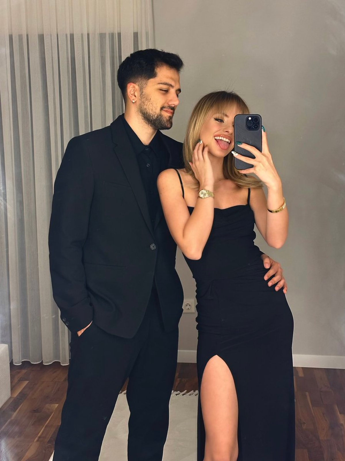 TikTok Fenomeni Cemre Solmaz ve Sevgilisi Emre Aslan Ayrıldıklarını ...