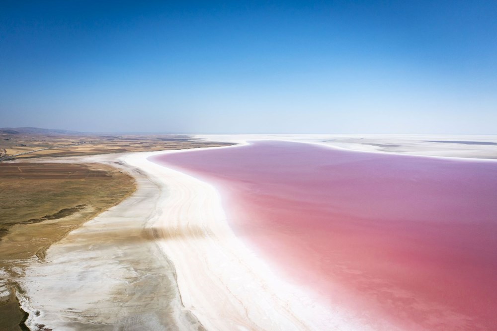 Salt Lake's Stunning Color Transformation: A Delight for Visitors - Onedio