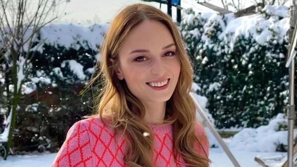 Nilperi Şahinkaya'nın Katil Cem Garipoğlu'nun Kardeşiyle Arkadaş ...